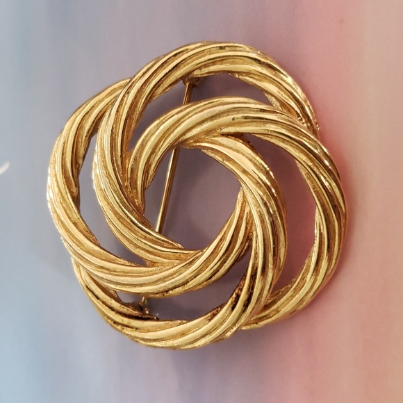 Vintage | Jewelry | Vintage Monet Twisted Infinity Rope Gold Ton ...